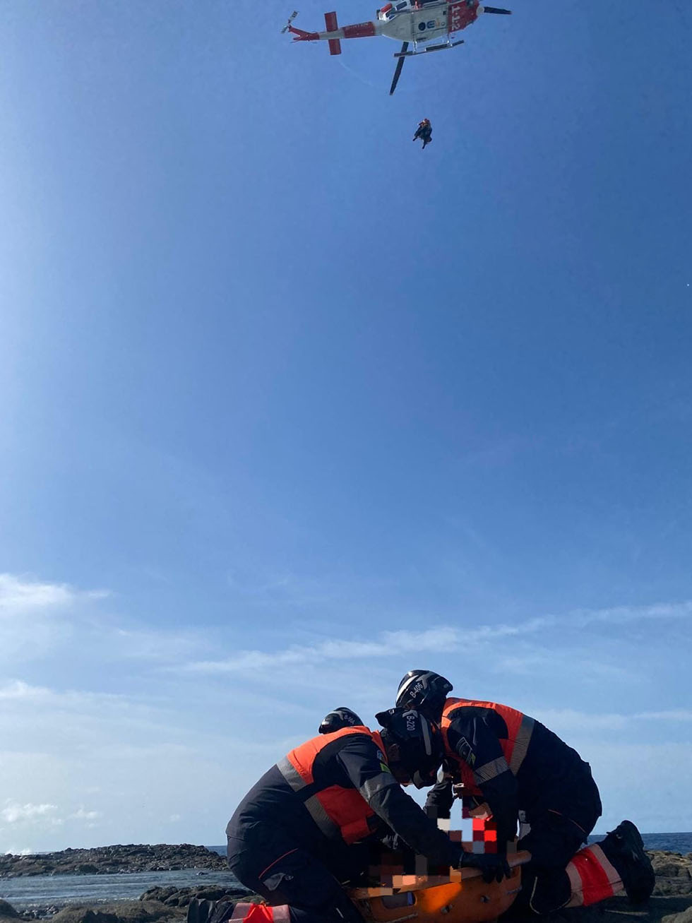 Evacuado en helicóptero en la zona de Los Charcones tras sufrir un golpe en la cabeza | Diario ...